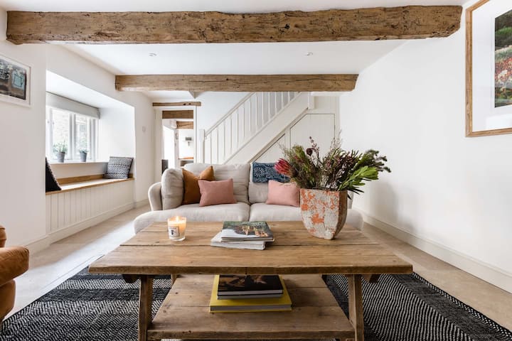 Charming Two-bedroom Getaway In The Cotswolds - Stow-on-the-Wold
