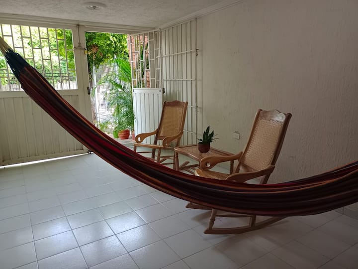 Habitación Rosanía (Los Cortijos) - Valledupar