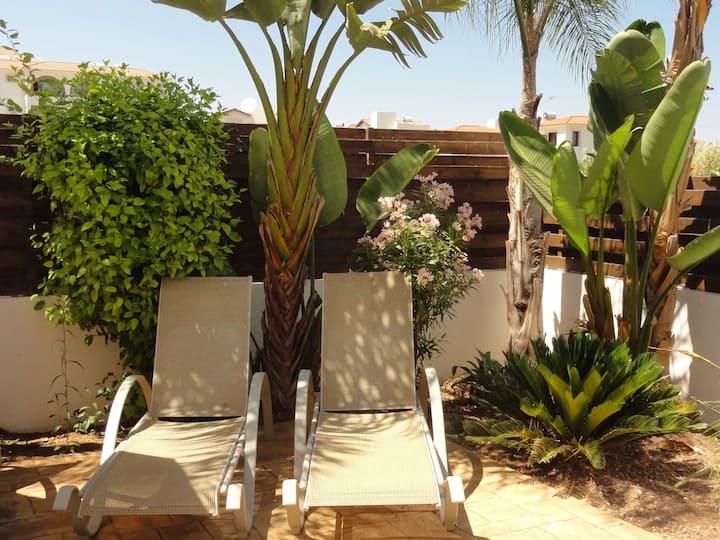 Shivali Villa, 3 Bdrm, Pool & Wifi In Pernera - Айя Напа