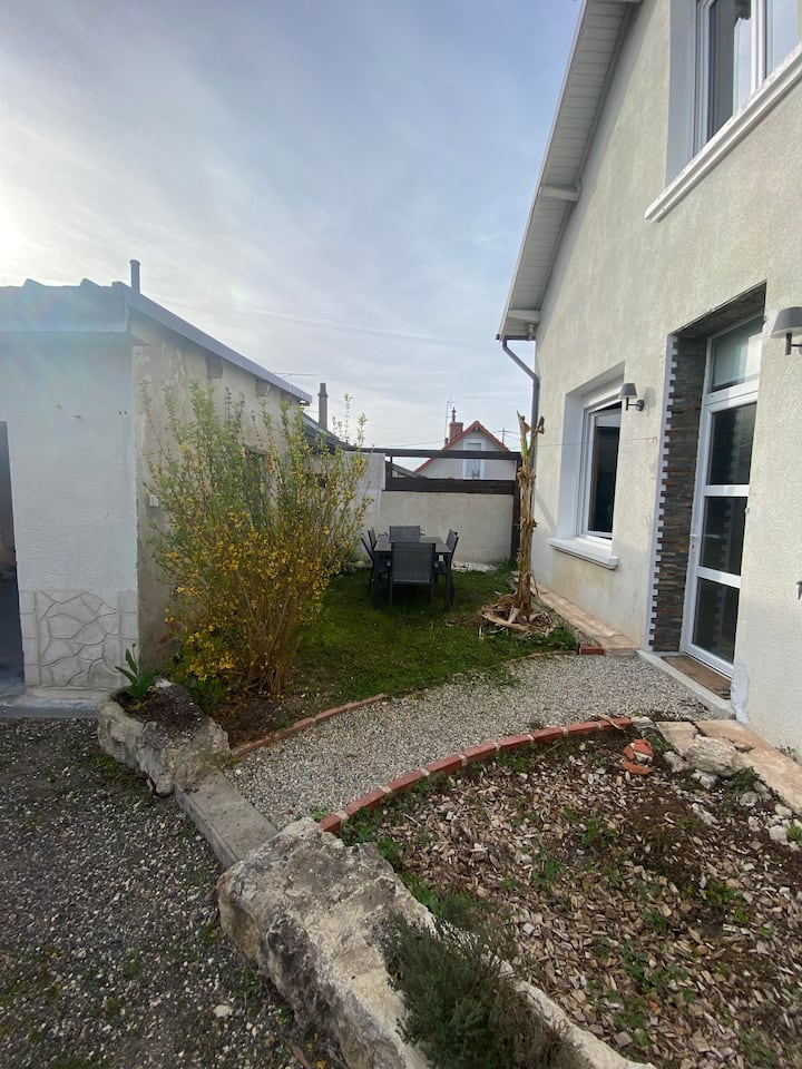 Maison Avec Petit Jardin Gare De Bourges - Bourges