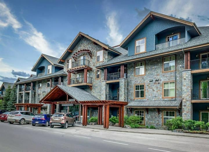 Cozy 2 Bedroom Condo In Silver Creek Lodge - Canmore