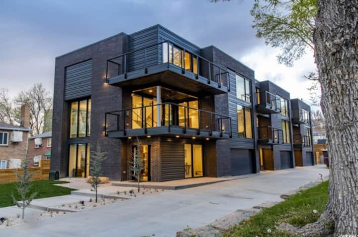 Modern Living In Downtown Slc! - Salt Lake City, UT