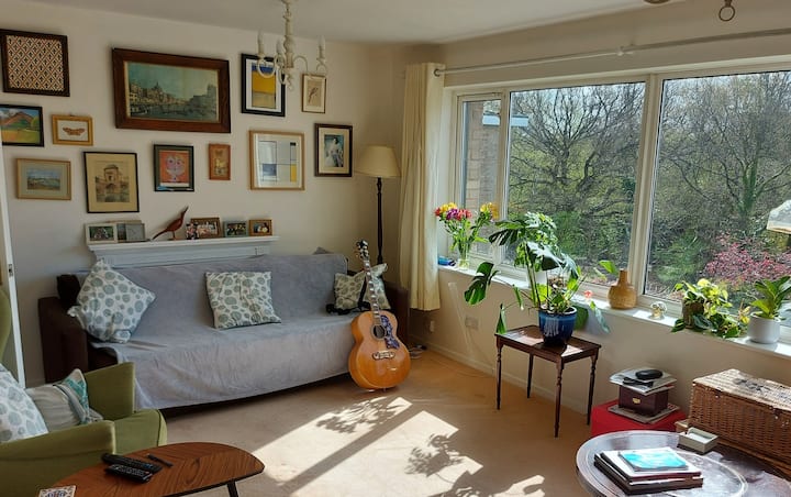 Spacious, Quiet Canalside Flat 45 Mins From London - Ruislip