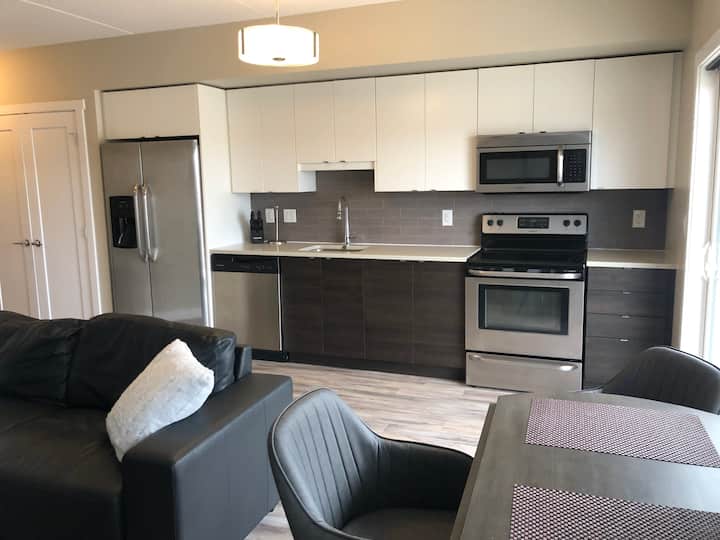 Lovely One Bedroom Condo With Patio Near All Sites - Saskatoon