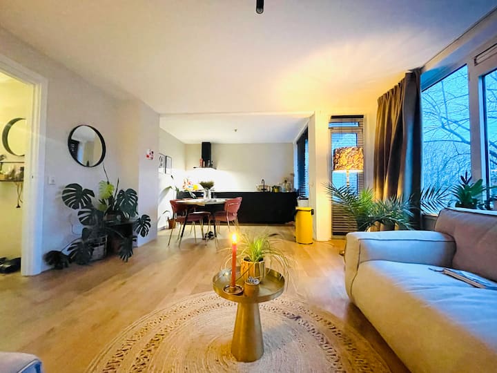 Spacious Apartment In Amsterdam West - Ámsterdam