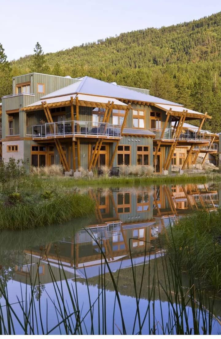 Okanagan Paradise 3 Bedroom Villa - Vernon