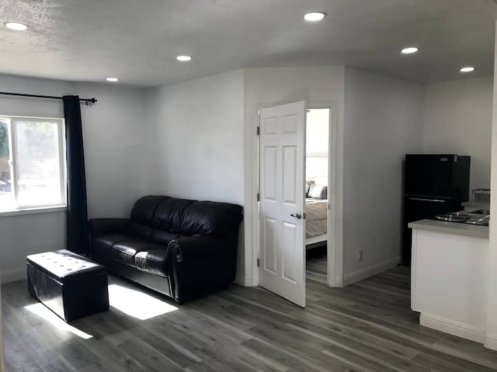 5* Adorable 1 Bdrm Guest House W/all The Amenities - Yuma, AZ