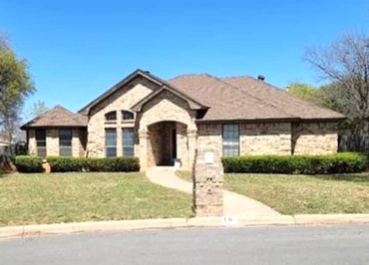 Casa De Tia Lala #2  Sleeps 16+guests W/9 Beds - Abilene, TX