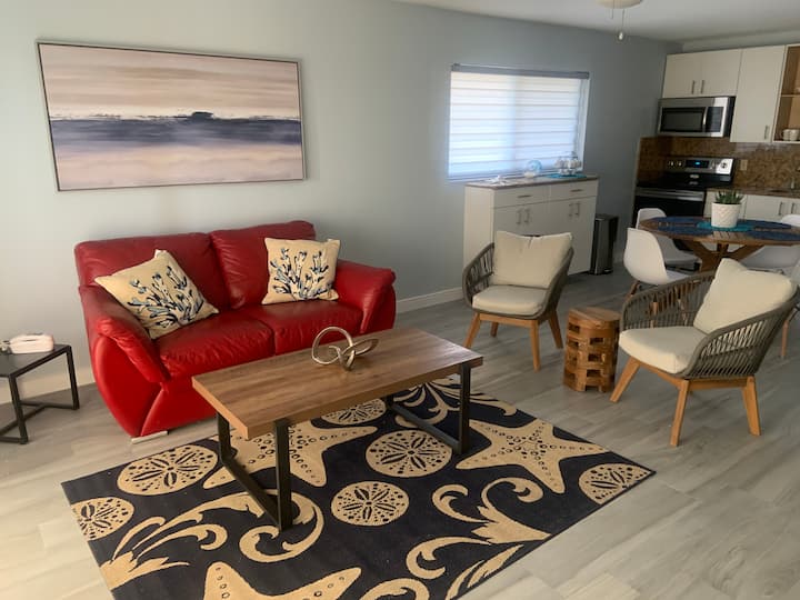 Waterfront Apt Key Largo #3, 10% Off 7+, 5% Off 4+ - Key Largo
