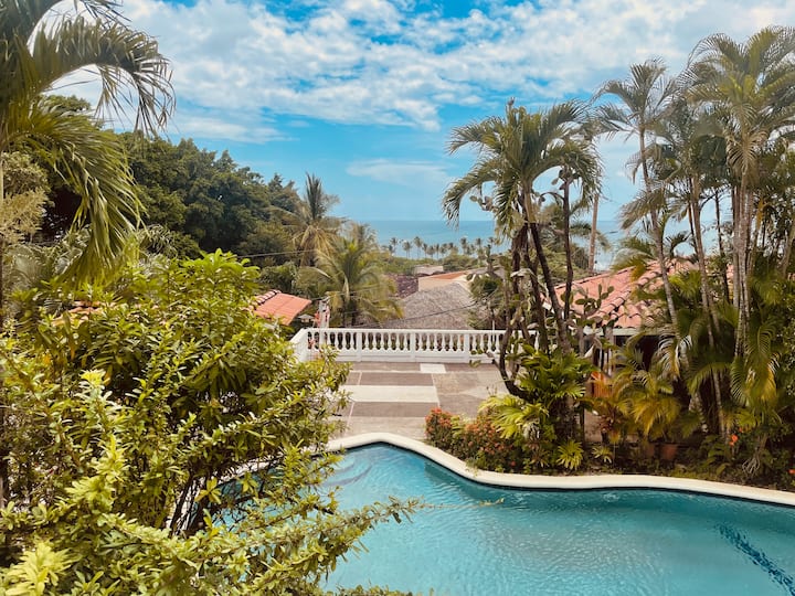 Cozy Apartment With Ocean View, 2nd Floor - Tamarindo