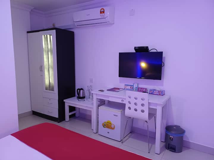 Guest House With Restaurant, Spa & Karaoke - Maldives