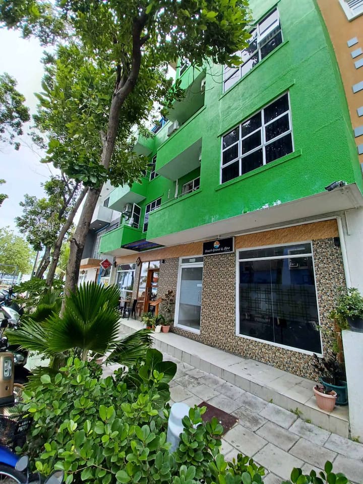 Guest House With Restaurant, Spa & Karaoke - Malé