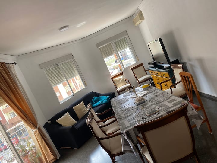 Centro De Denia: Habitación Con Baño Privado - Dénia