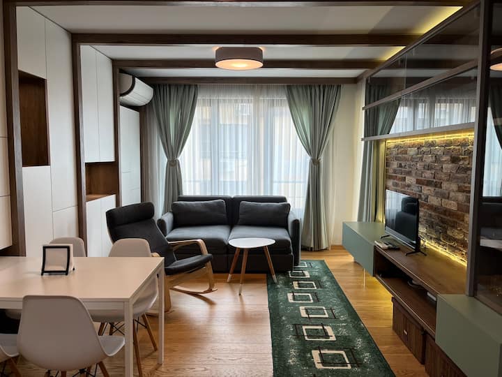 Niko's Deluxe Apartment - Sofia