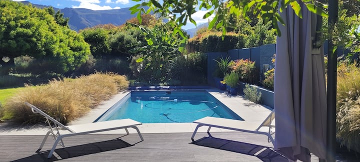Stylish Garden Cottage With View Of Table Mountain - Cape Town