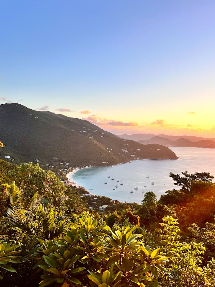 Four Winds, 3 Bd's, Pool, Charming, Ac Bedrooms - Saint John