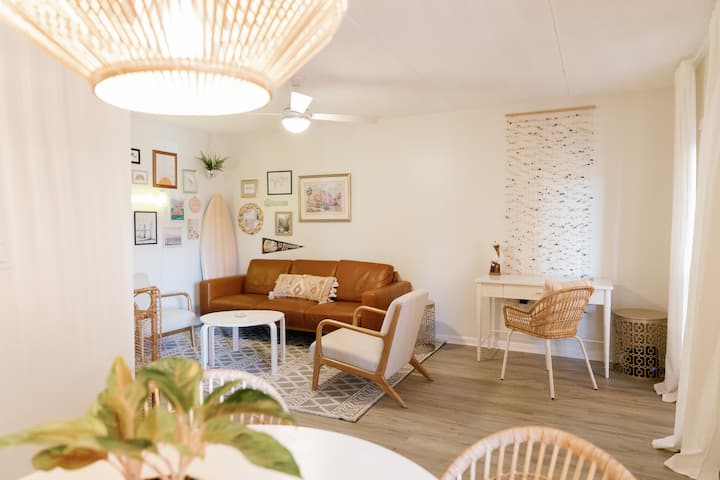 70s Style Beach Surf Shack W/heated Pool - St. Pete Beach, FL