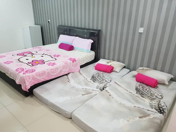 Sunshine Homestay - 2 To 4 Pax- 10 Mins To Utar - Kampar
