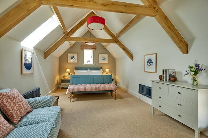 Beautiful Cotswold Barn Conversion Near Bibury - Bibury