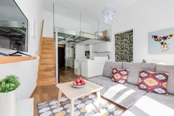 Quaint Superb Apartment In City Center - Prag