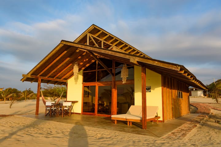 Bungalows Frente Al Mar Ideales Para Desconectarte - Tumbes
