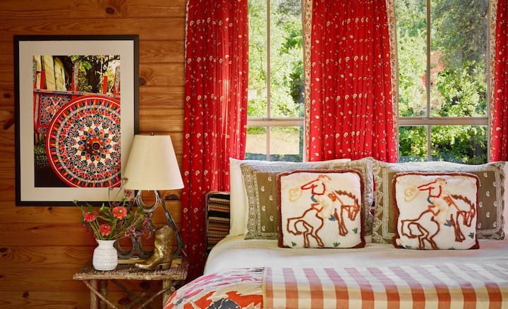 Glamping At Balcones Springs – 4-guest Bungalow - 