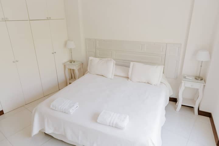 Excelente Departamento En La Mejor Ubicación (4) - Mendoza