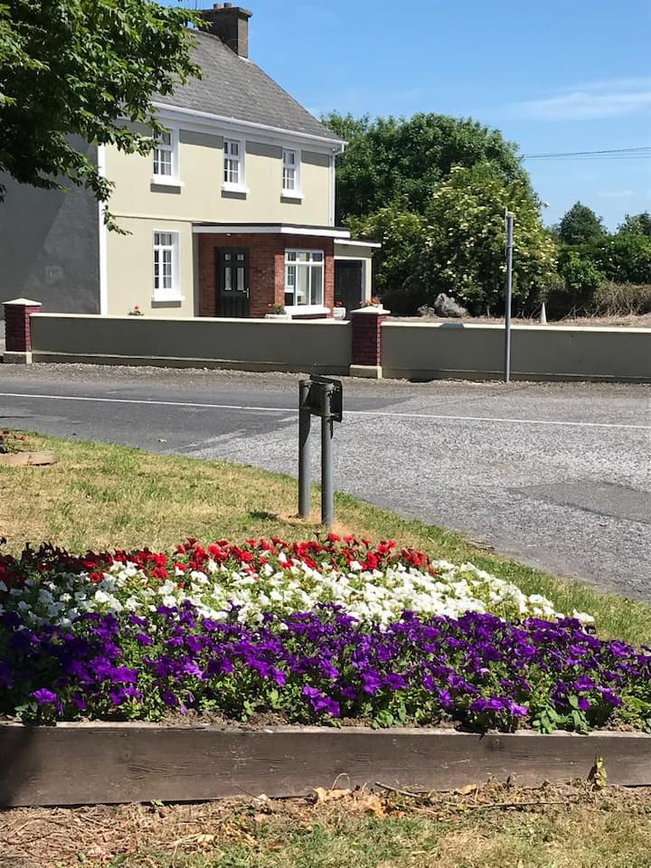 Pike Farmhouse, A Cozy Country Self Catering House - Limerick City