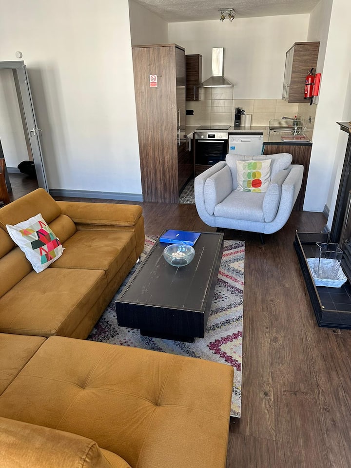 Royal Mile 4 Bedroom And 3 Bathroom Apt For 10 Per - Edinburgh