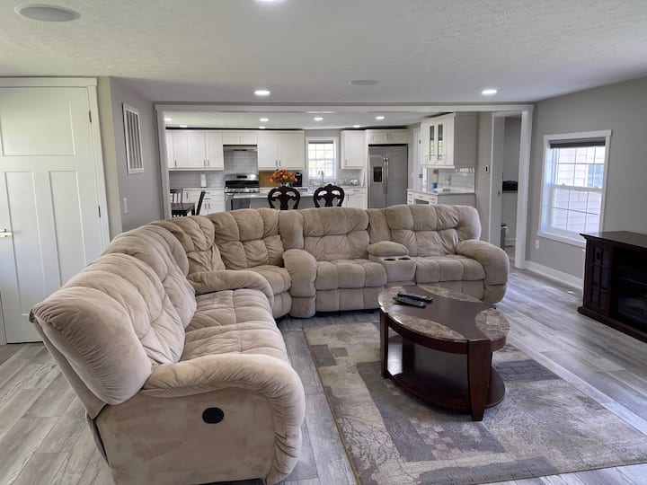 Gorgeous 2br  Home Near Nd (Absolutely No Parties) - Mishawaka