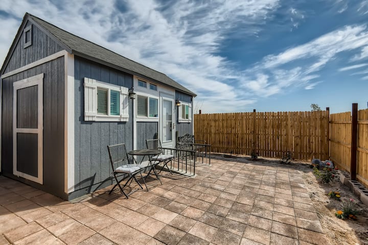 New Studio Rv Parking 4 Miles To The Strip&airport - Las Vegas, NV