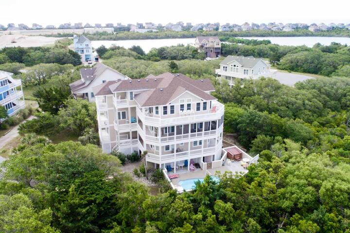 Private Breathtaking Views In Luxurious Obx Villa - Outer Banks, NC