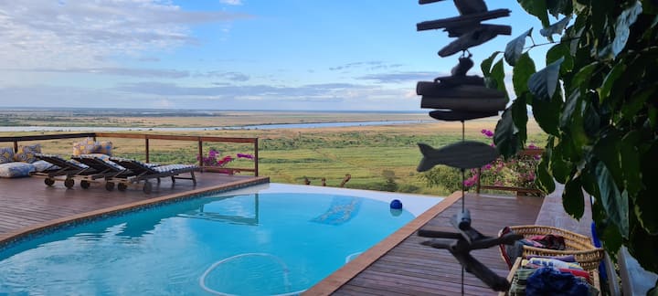 Casa Do Pássaro Near Macaneta - Breathtaking Views - Maputo