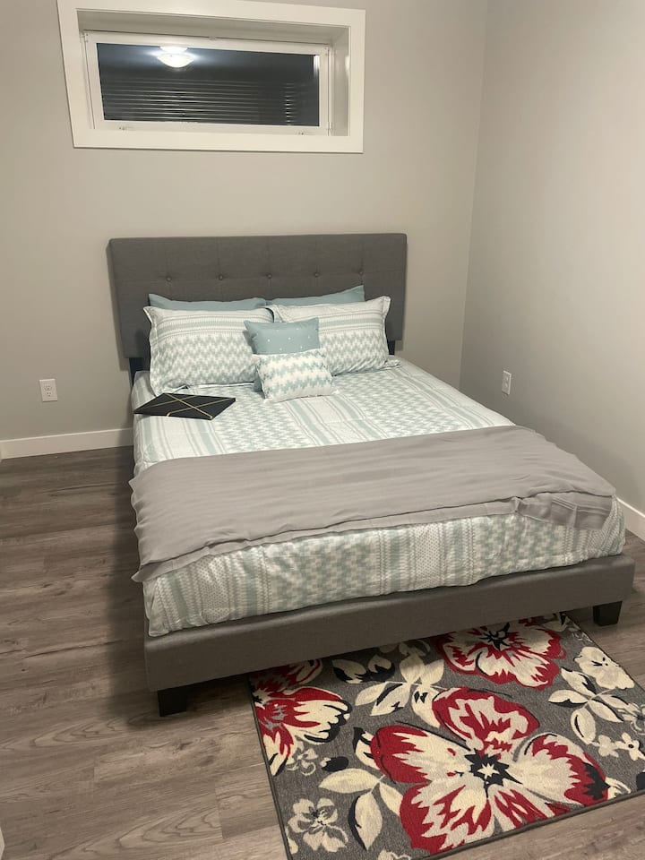 Luxurious 1 Bedroom With Free Parking On Site - Winnipeg