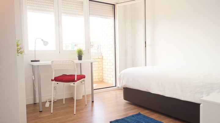 Tranquilo Y Funcional Apartamento En Alcobendas - Colmenar Viejo