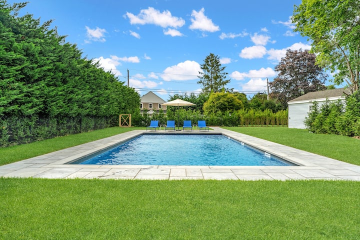 Contemporary Beach House With New Heated Pool - The Hamptons, NY