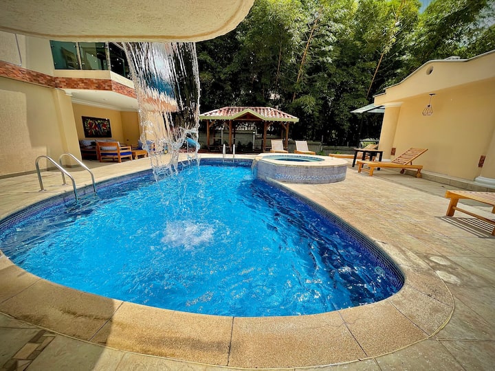 Loft 13 Poblado•fast Wifi•pool•nature•top Location - Envigado