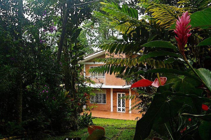 Encantadora Villa A 5 Minutos Del Centro V/cio - Villavicencio