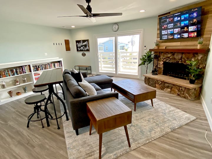 Dunes Apartment Near The Beach - Oxnard, CA