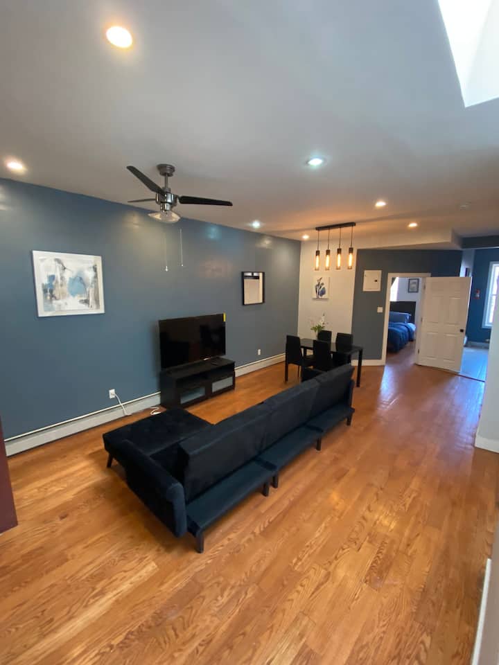 Lovely 3-bedroom Rental In Brooklyn