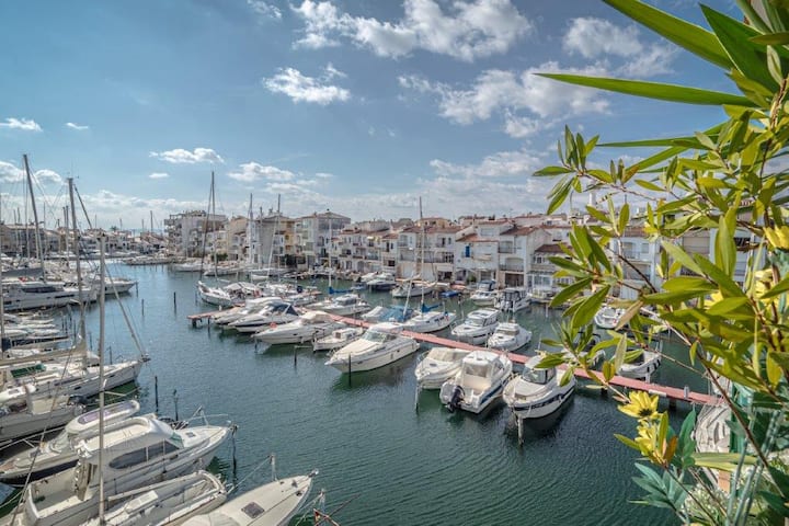 Ampuriabrava T2 Climatisé à 200 M De La Plage - Empuriabrava