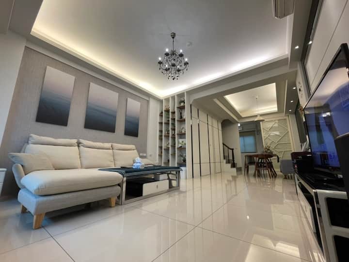 鼠管家 包House
鼠管家 屬於您的家
旅行台南安平
讓您有回到家的感覺 - Tainan City