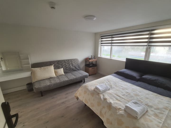 Nice Room 15 Minutes From Amsterdam City Center - Zaandam