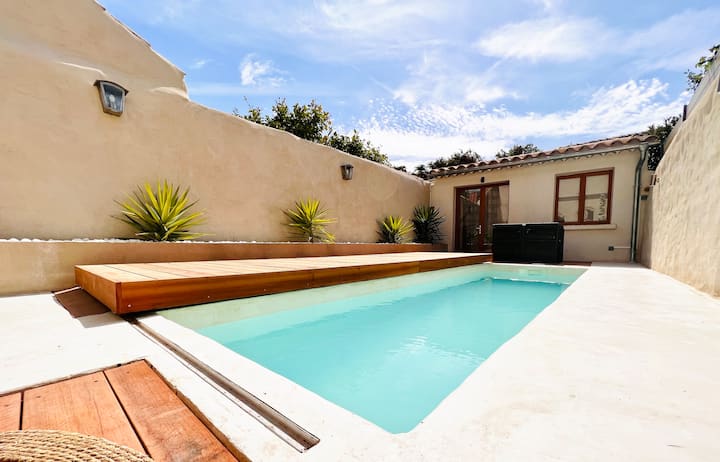 "La Finca" Atypique Avec Piscine En Centre Ville - Le Beausset