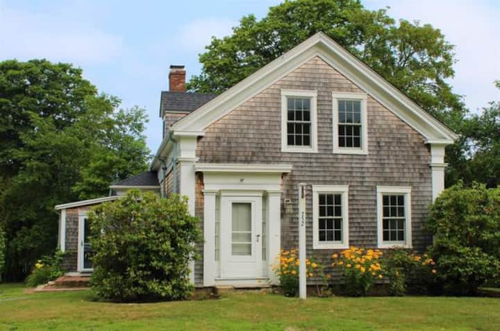 Charming Antique Home In West Falmouth! - Falmouth, MA