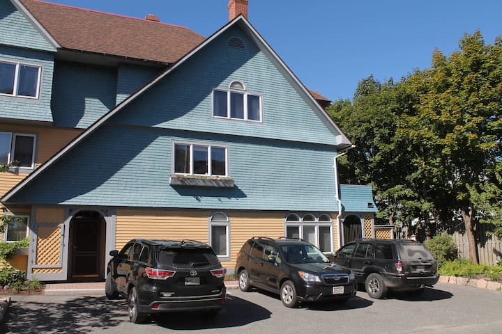 Bar Harbor Downtown Location With 3 Br - バー・ハーバー, ME