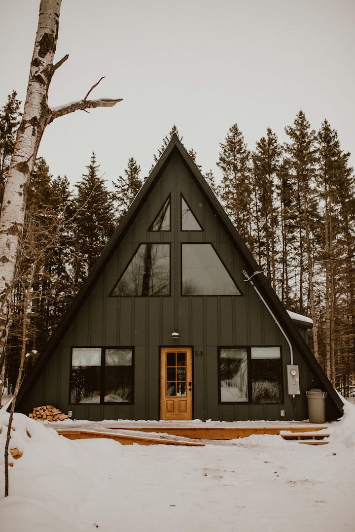 A-frame In The Pines - Red Pine Cottages - Manitoba