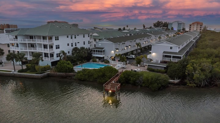 Townhome | Walk To Beach | Heated Pool | Elevator - Indian Rocks Beach, FL