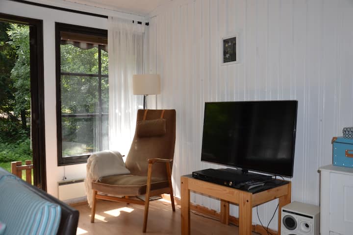 Lovely Summerhouse In The Forest - Hörby