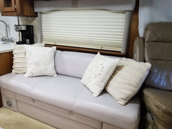 Motorhome Delight - Columbus, GA